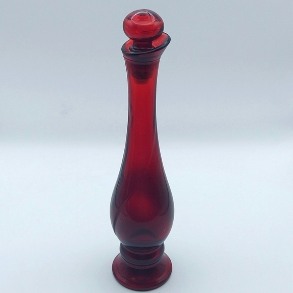 Avon | Accents | Vintage Avon Ruby Red Glass Bud Vase With Stopper ...
